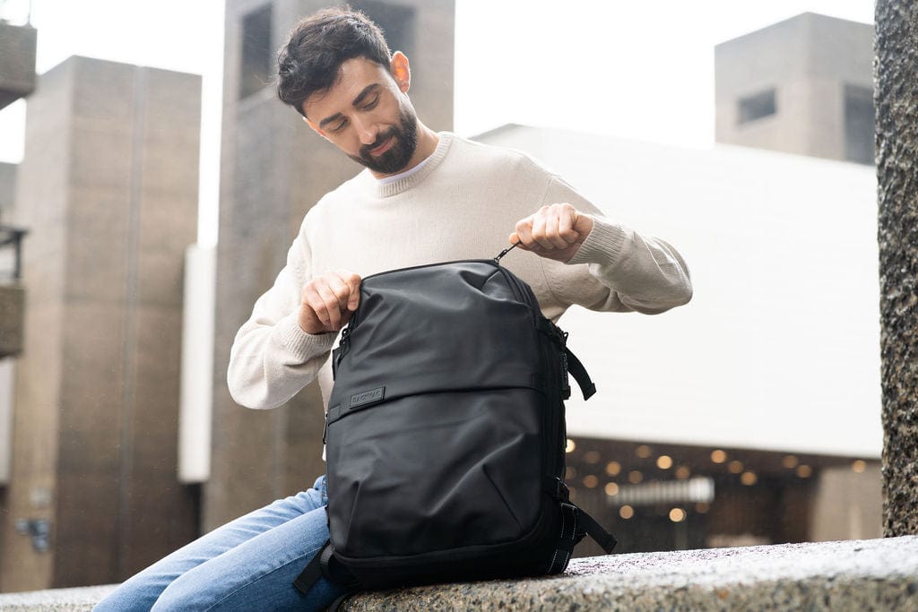 Backvac® | Patented Vacuum Compression Backpack